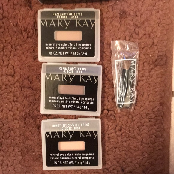 Mary Kay | Makeup | Mary Kay Eye Kit For Hazel Eyes New In Box | Poshmark